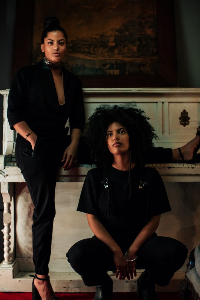 Ibeyi: Música desde lo profundo (Entrevista)